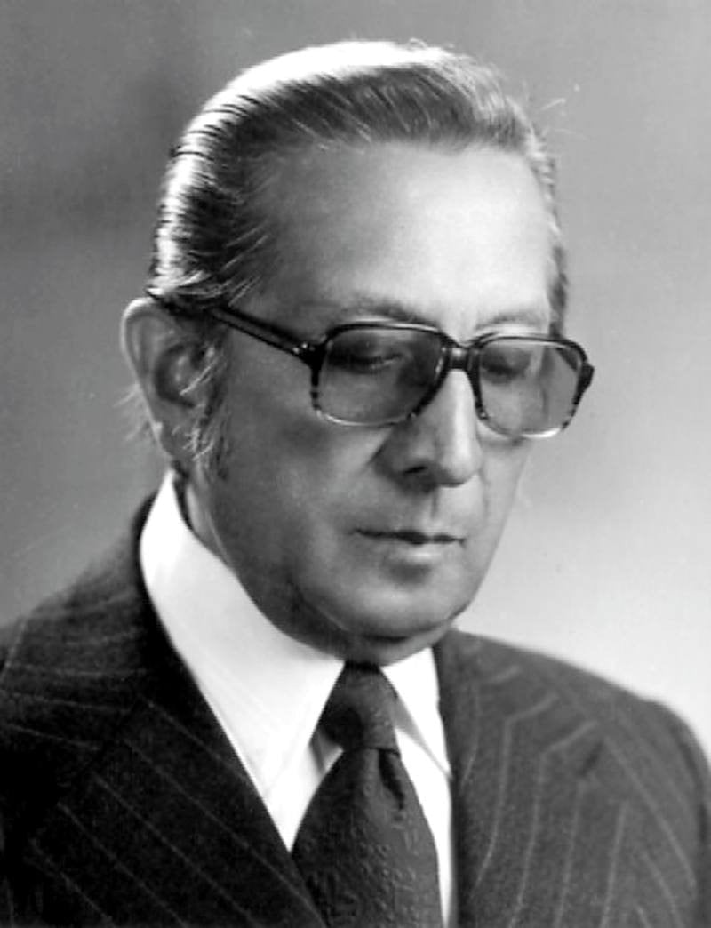 Homenaje al eximio maestro y escritor Gustavo Alfredo Jácome ...